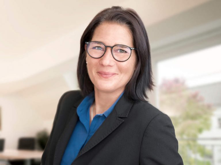 Ivonne Weyand | Kanzlei Rechtsanwältin Dr. Sandra Kind | Montabaur